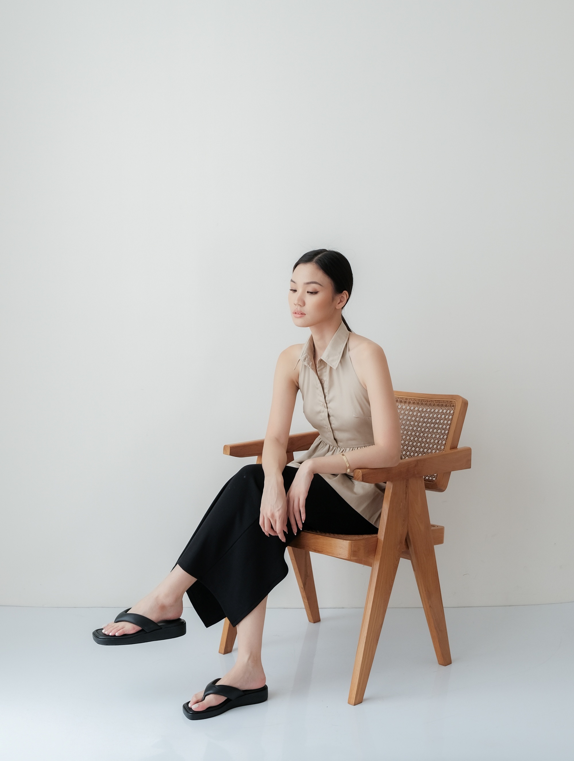 LUCA PLATFORM SANDALS (BLACK) | ShopJenith